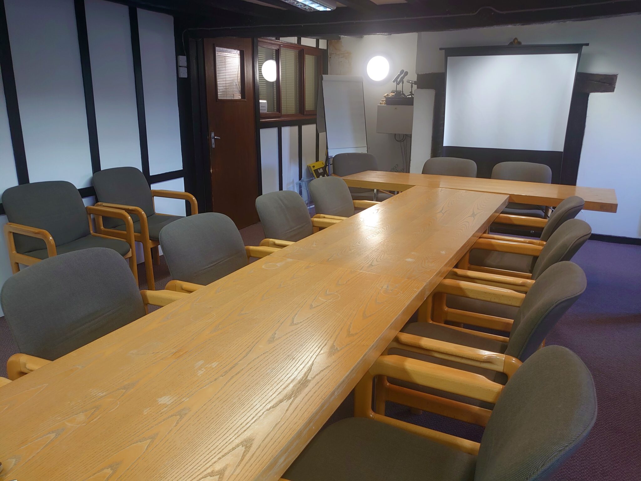 Fleur de Lys Meeting Room Available for Community Groups to Hire ...